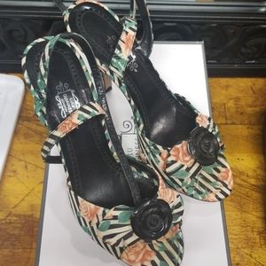 Lulu Guinness | Shoes | Lulu Guinness London Poppy Shoe | Poshmark